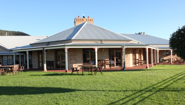 Bowen Inn Motel – Seven Valleys Tourism